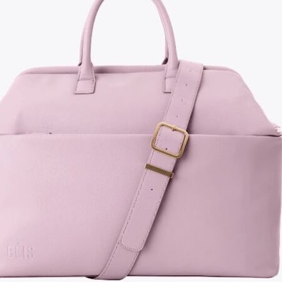BEIS | Bags | Nwt Beis Travel The Wicked Weekender In Wicked Pink ...